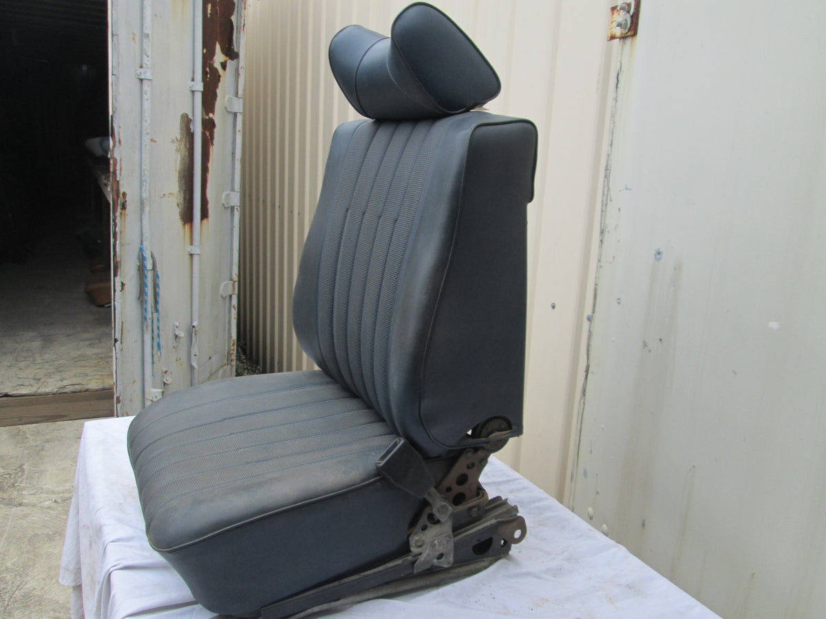 Mercedes W116 450SEL 300SEL 300SD right front seat blue – Allums Imports