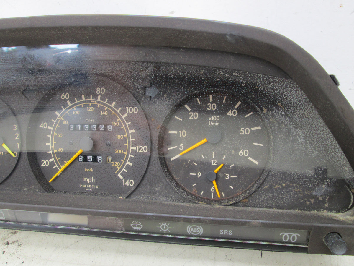 Mercedes W126 Instrument Cluster 1265427460 #14 (USED) – Allums Imports