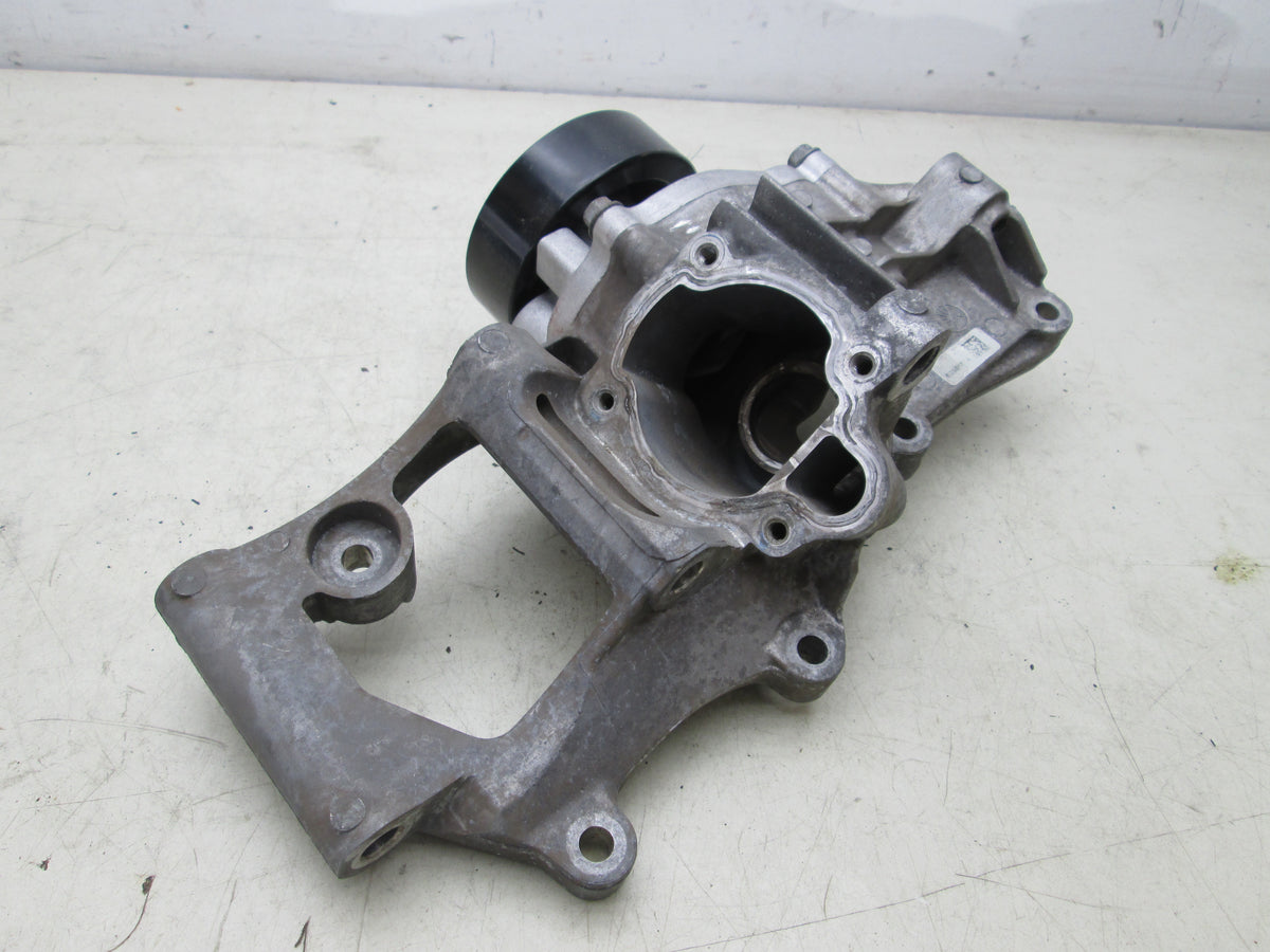 Mini Cooper 16-19 Water Pump bracket with new water pump 11518601366 ...
