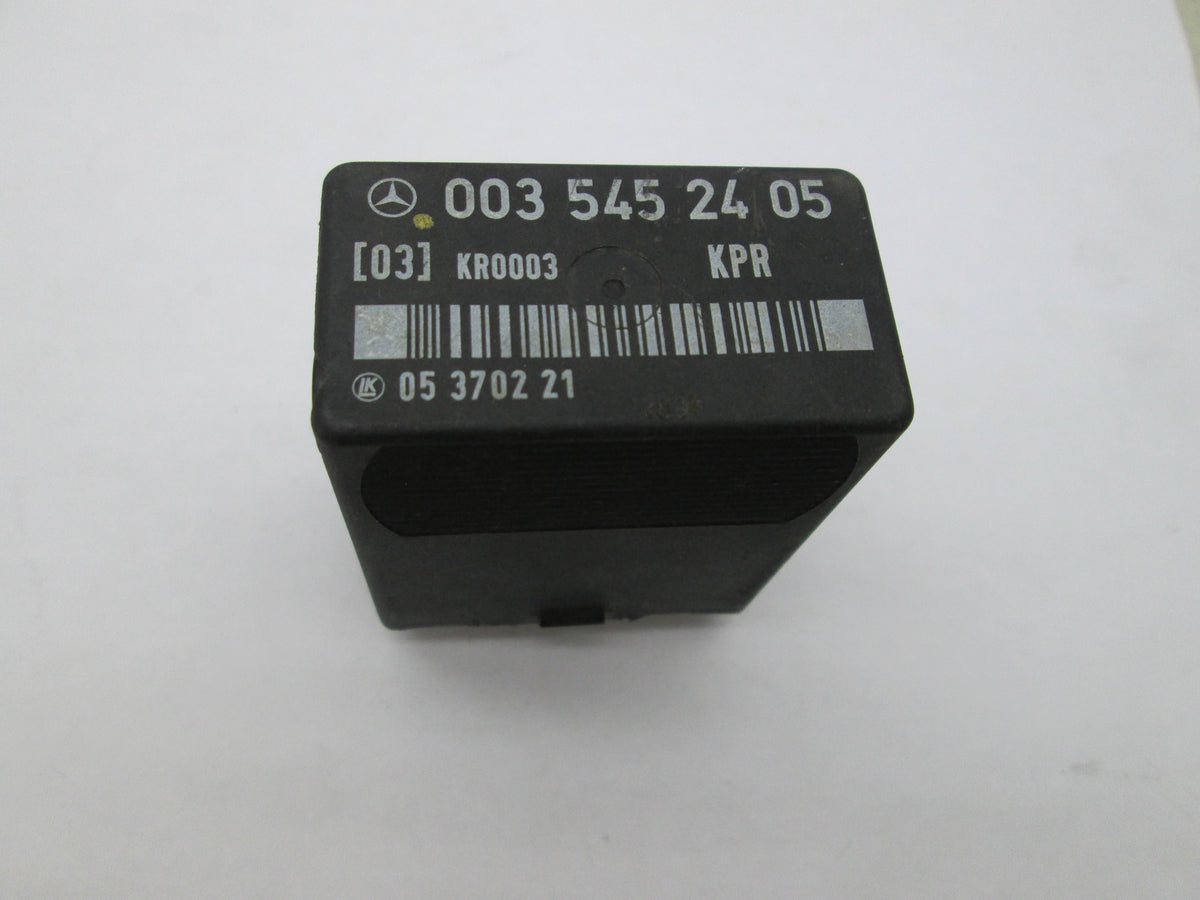 Mercedes Fuel Pump Relay 0035452405 (USED) – Allums Imports