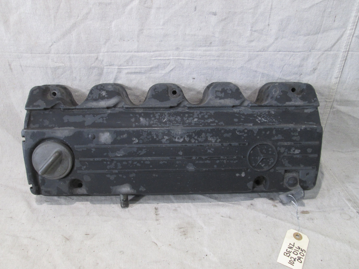 Mercedes W201 190E M102 valve cover 1020160905 – Allums Imports