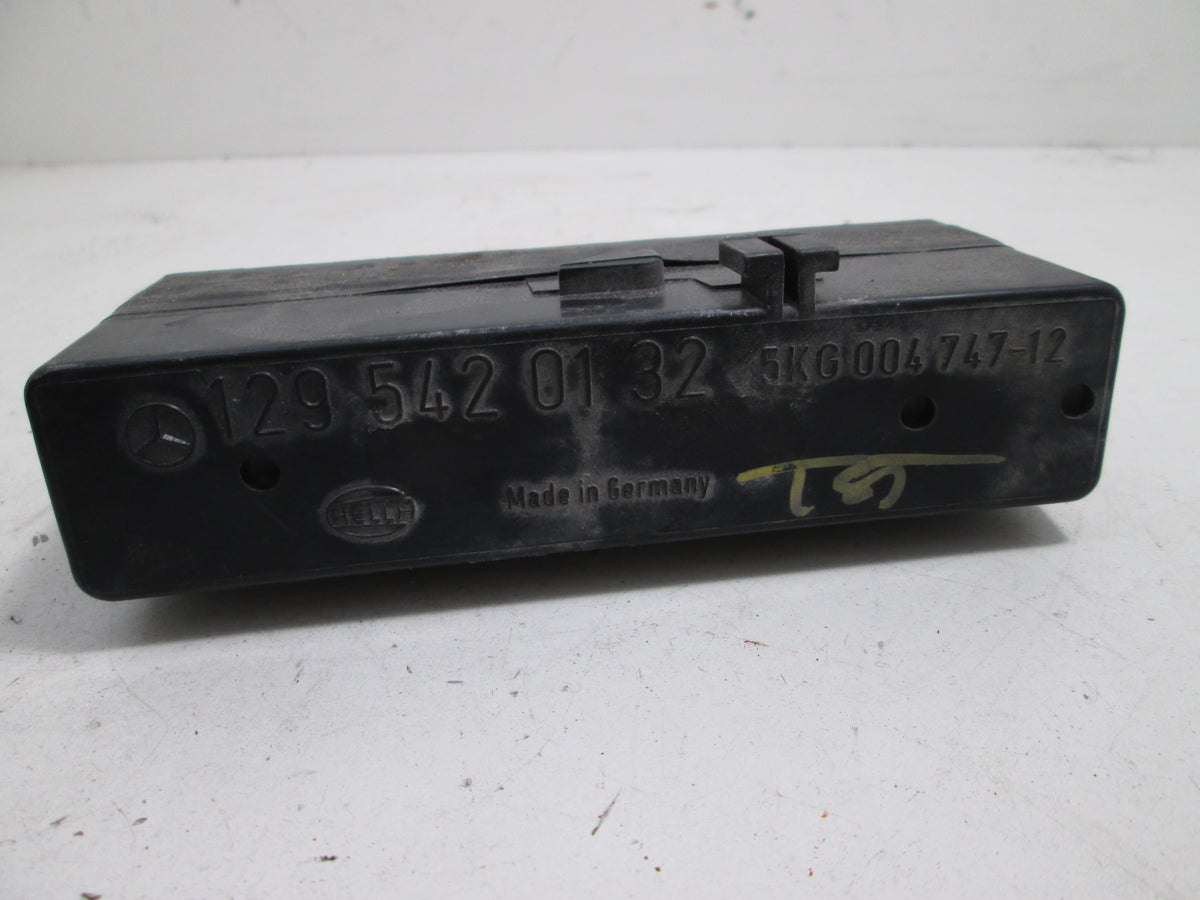 Mercedes Headlight Control Module 1295420132 (USED) – Allums Imports