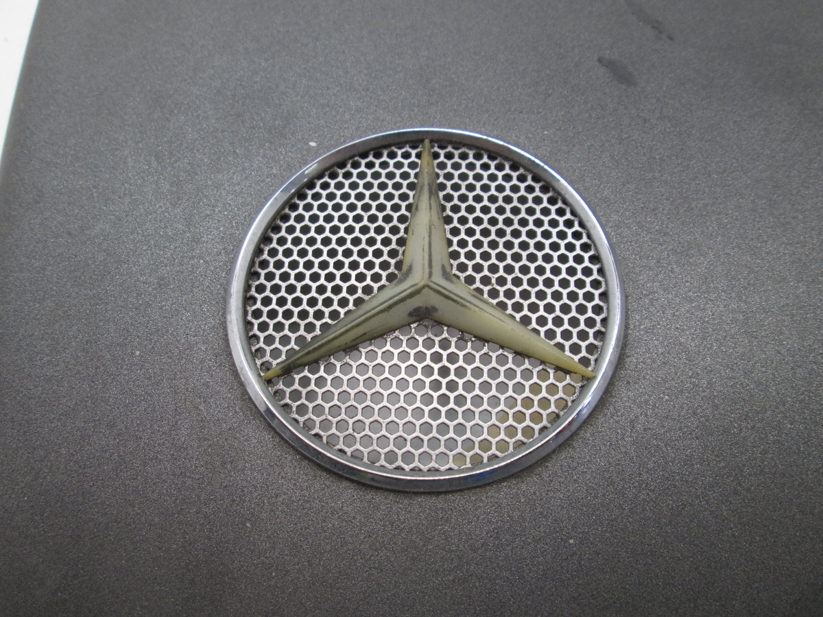 Mercedes M137 V12 W220 s600 engine cover 1370100467 – Allums Imports