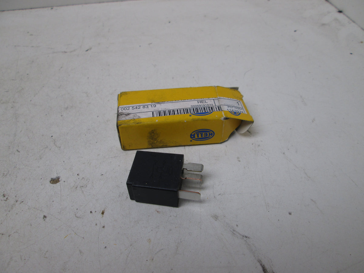 Mercedes Relay 0025428319 Hella (NEW) – Allums Imports