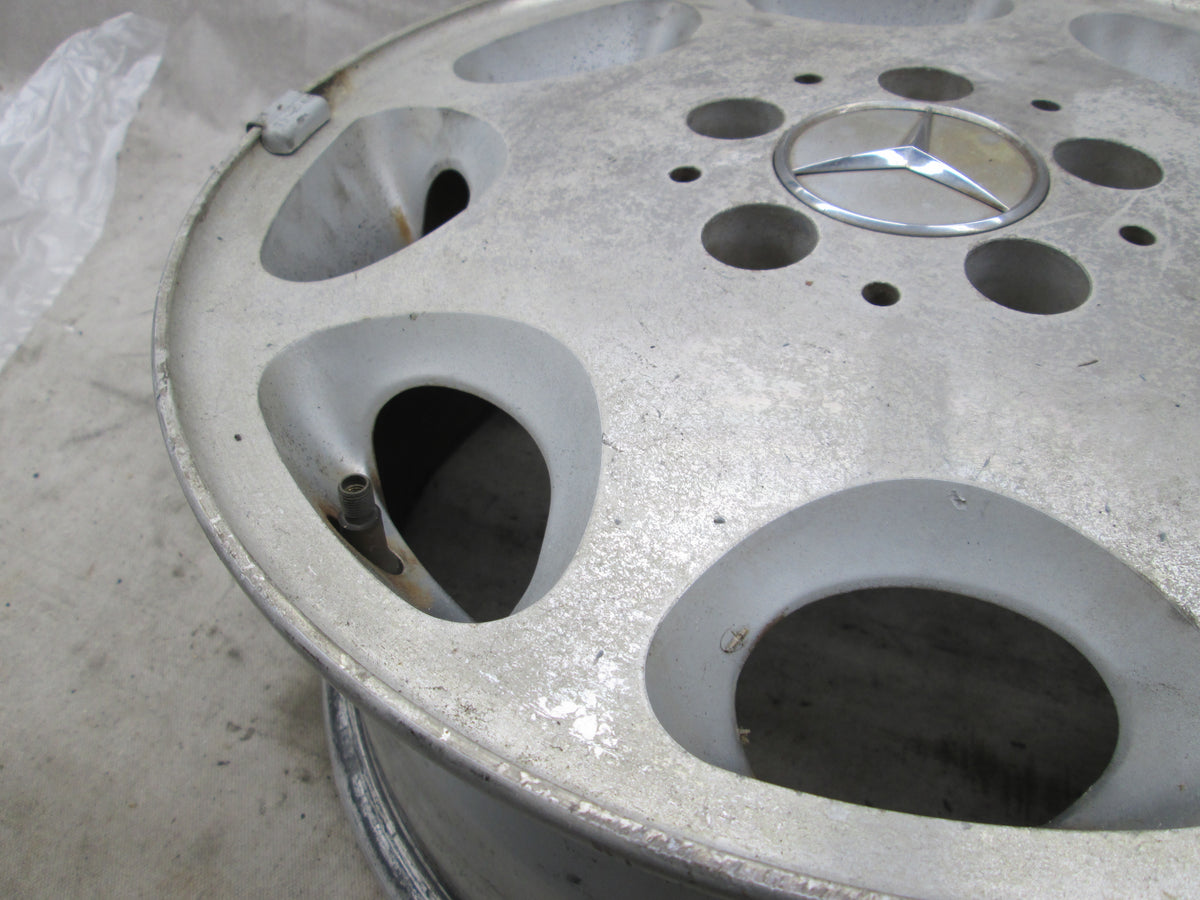 Mercedes W124 E class wheel E320 E420 E300 1244011802 #1519 – Allums ...