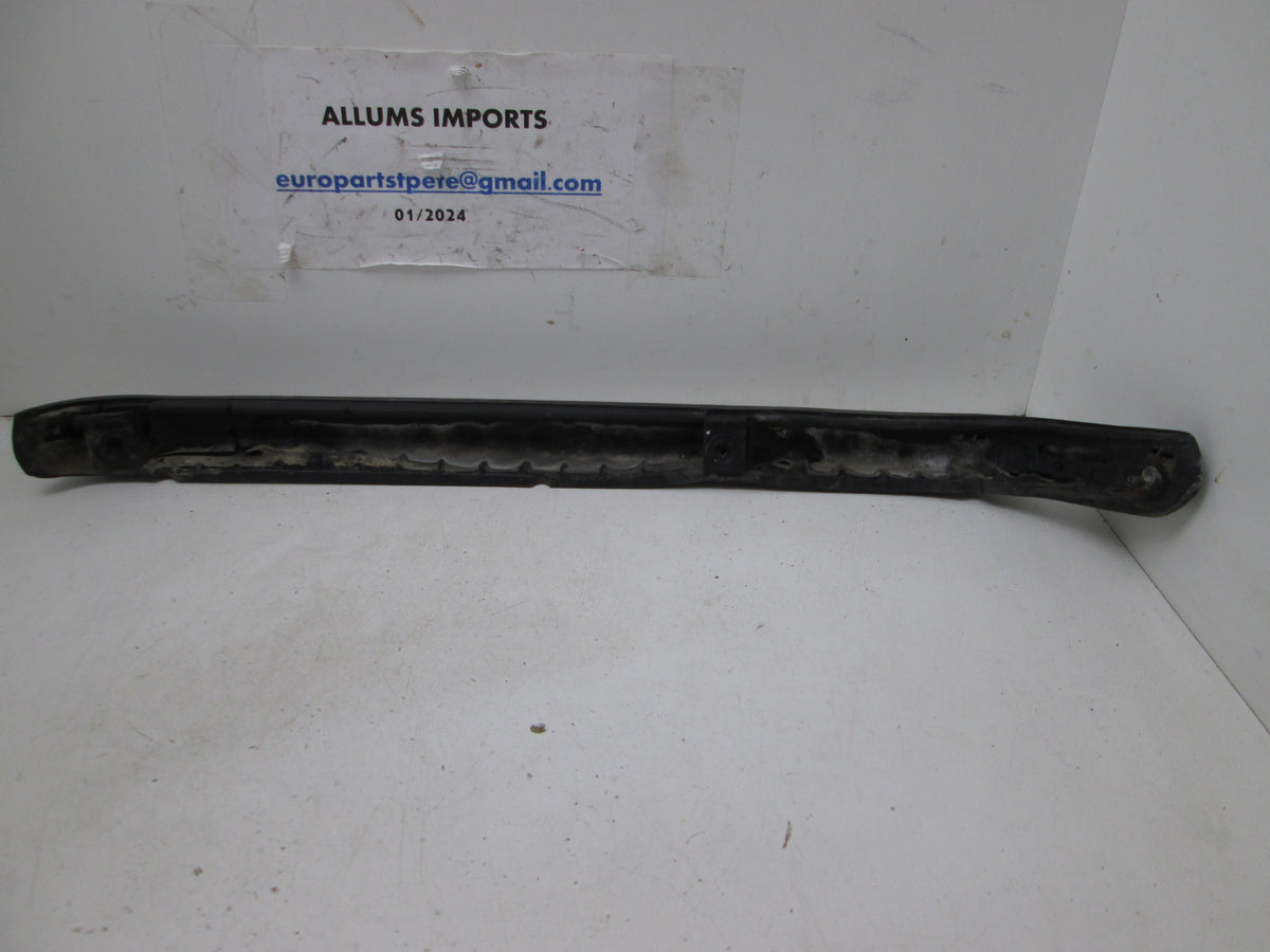 Mercedes W123 Tail Light Left Lower Molding Trim (USED) – Allums Imports