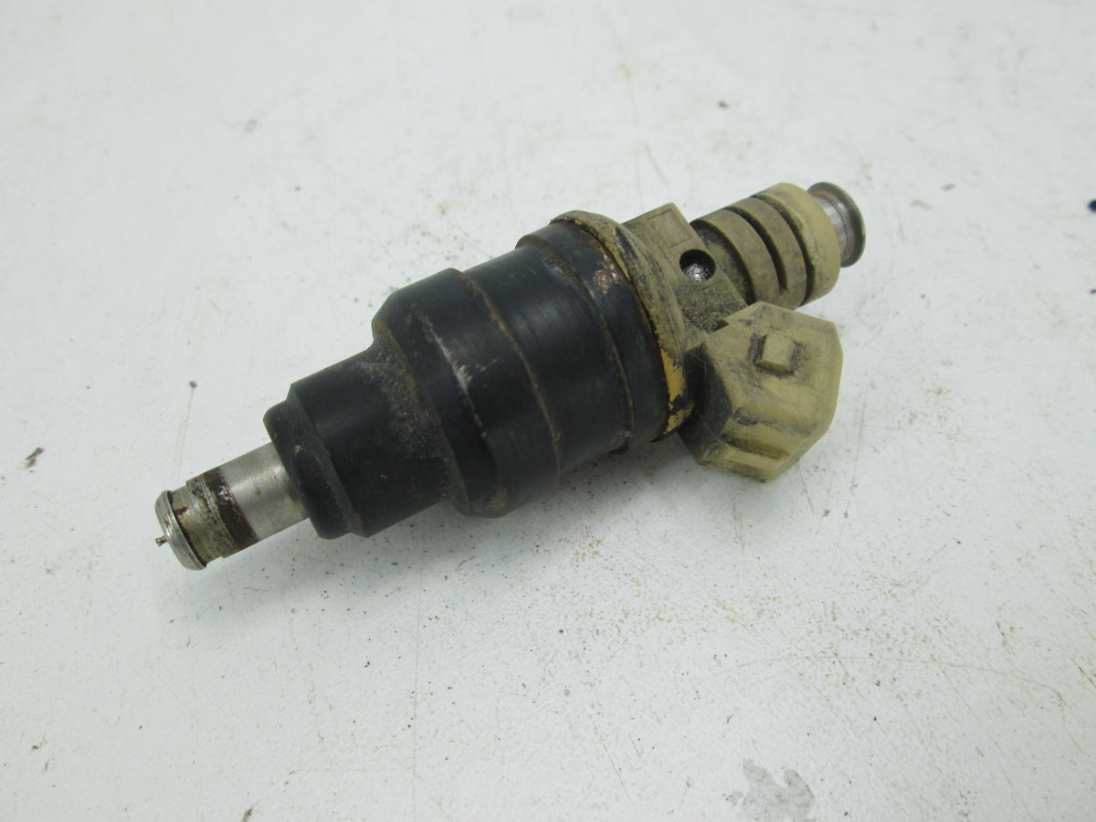 Porsche 928 85-86 Fuel Injector 92860612000 Bosch 0280150706 (USED ...