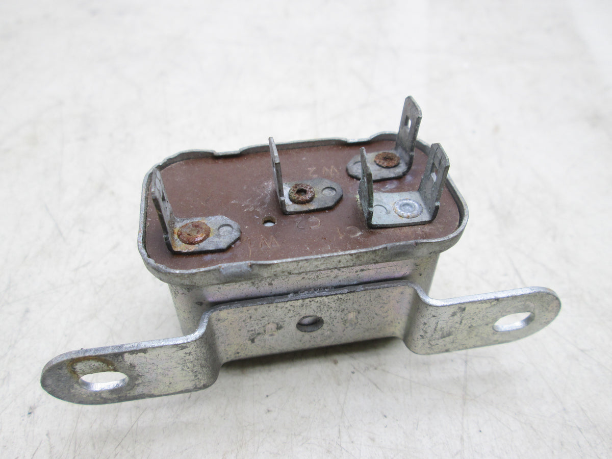 Rolls Royce Silver Shadow T1 Lucas relay 6RA 33209E (USED) – Allums Imports