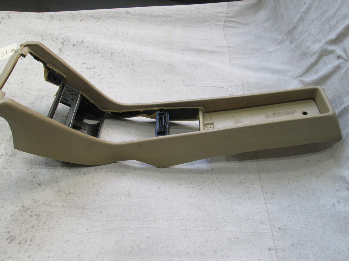 Mercedes W124 300E 300D Center Console Tan (USED) – Allums Imports