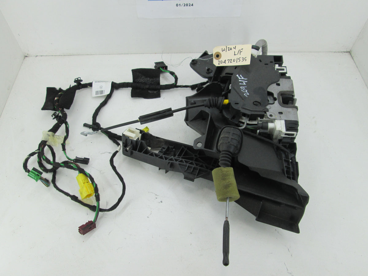 Mercedes W204 left front door latch lock actuator 2047201535 (USED ...