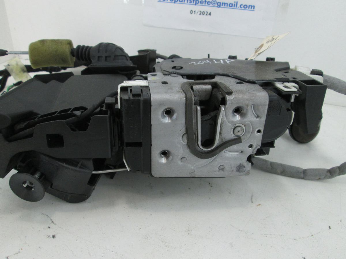 Mercedes W204 left front door latch lock actuator 2047201535 (USED ...
