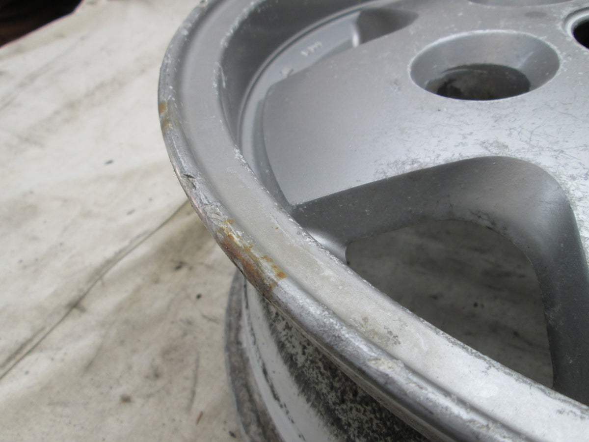 Range Rover Classic 5 spoke wheel RTC9526 #1615 – Allums Imports