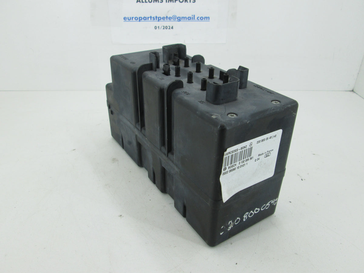 Mercedes Central Locking Vacuum Pump 2208000548 (USED) – Allums Imports