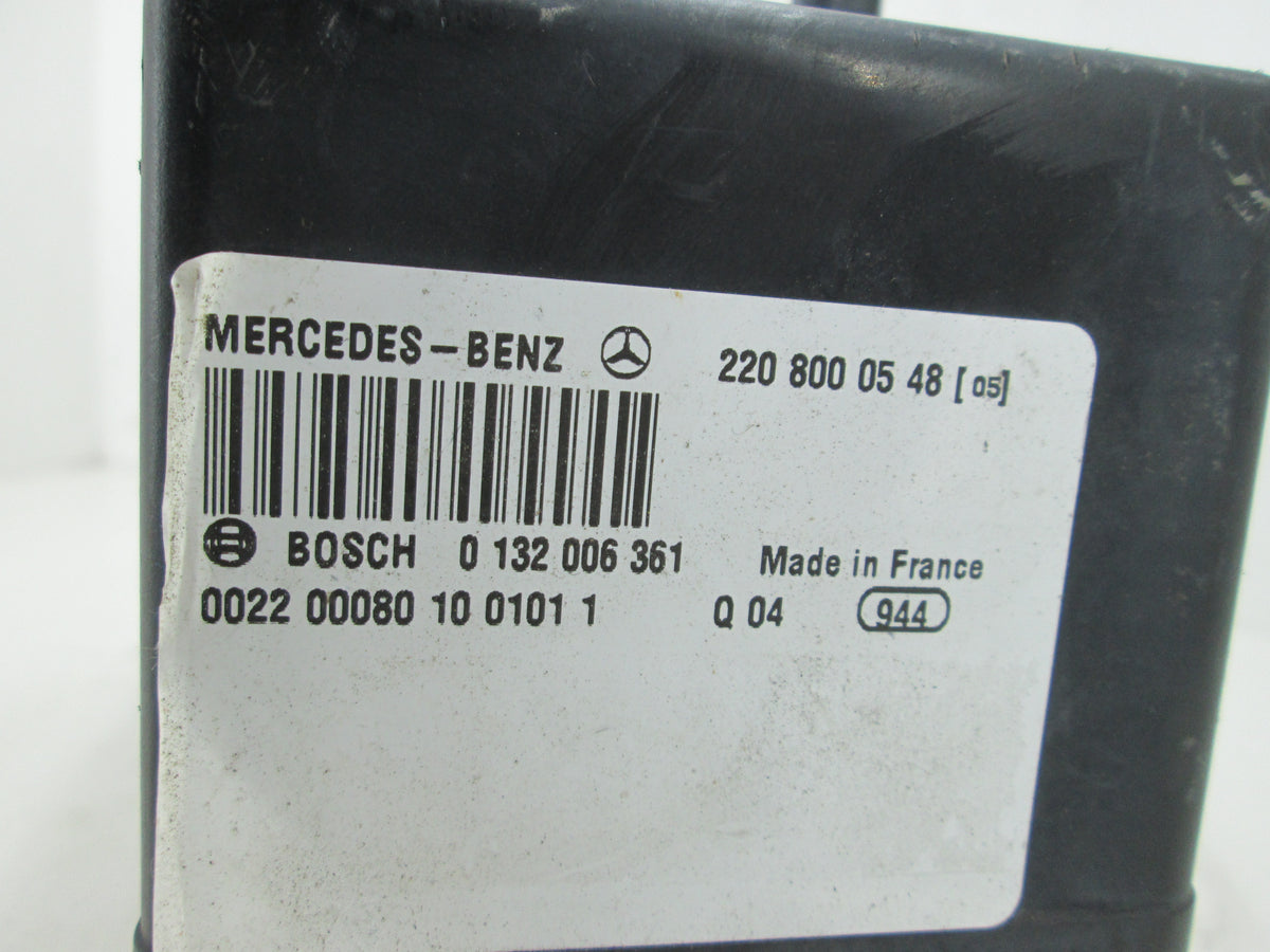 Mercedes Central Locking Vacuum Pump 2208000548 (USED) – Allums Imports
