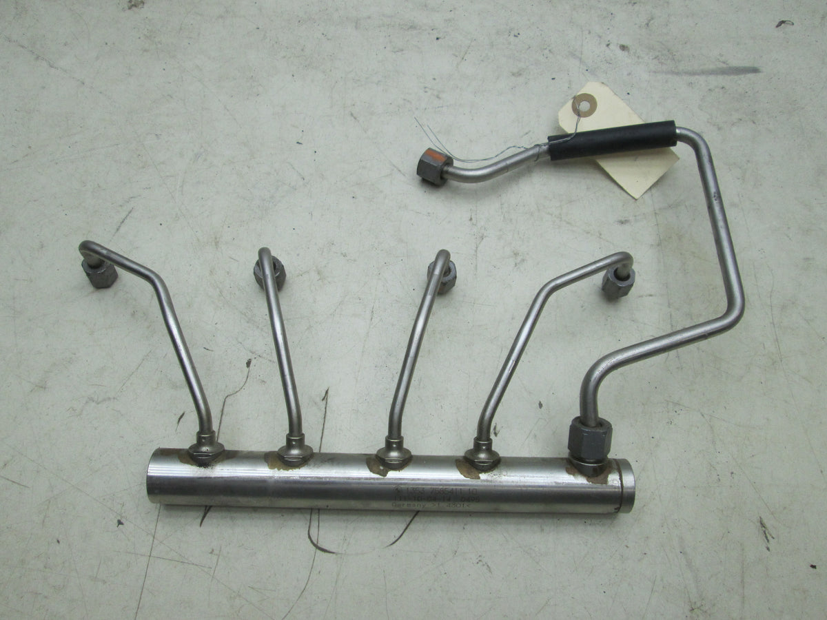 BMW N20 N26 11-17 Fuel Rail 13537585411 NO SENSOR (USED) – Allums Imports