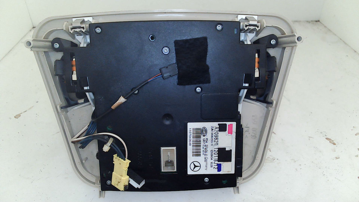 Mercedes W209 03-08 Convertible Interior Dome Light / Switches Front ...
