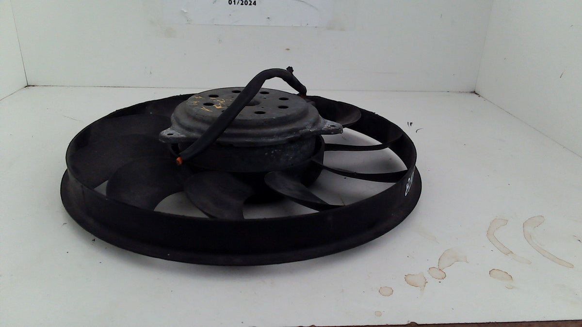 Audi A4 A6 Right Radiator Fan Motor 8E0959455N (USED) – Allums Imports