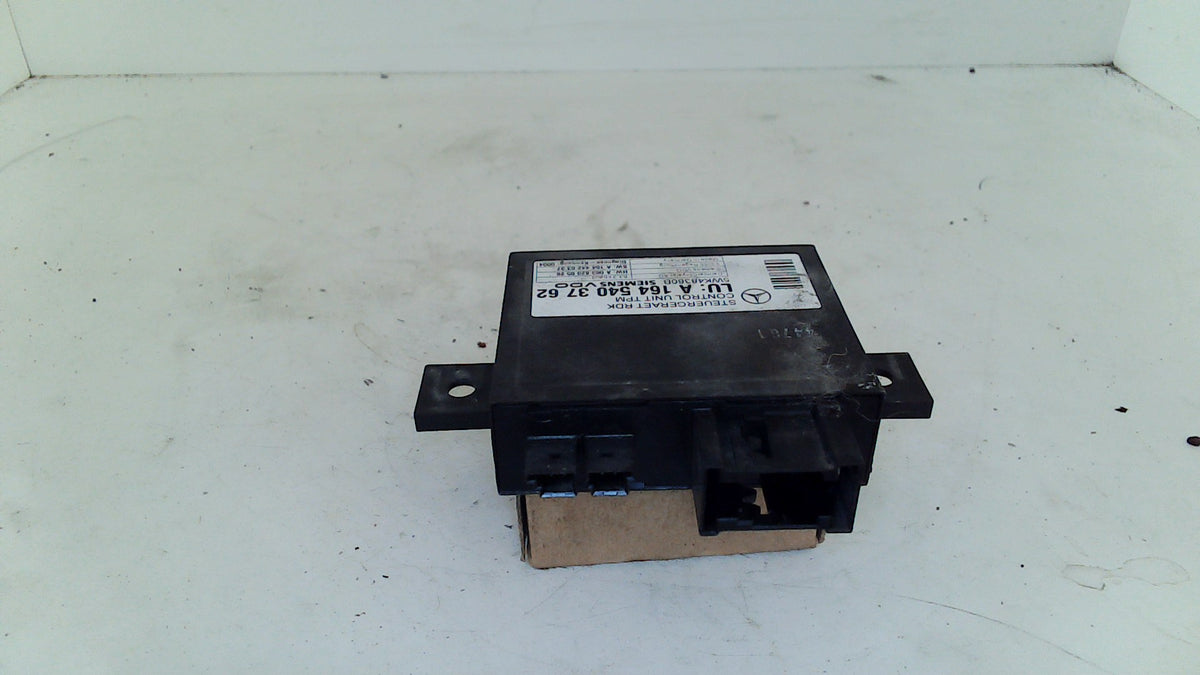 Mercedes W164 Tire pressure monitor TPMS 1645403762 (USED) – Allums Imports