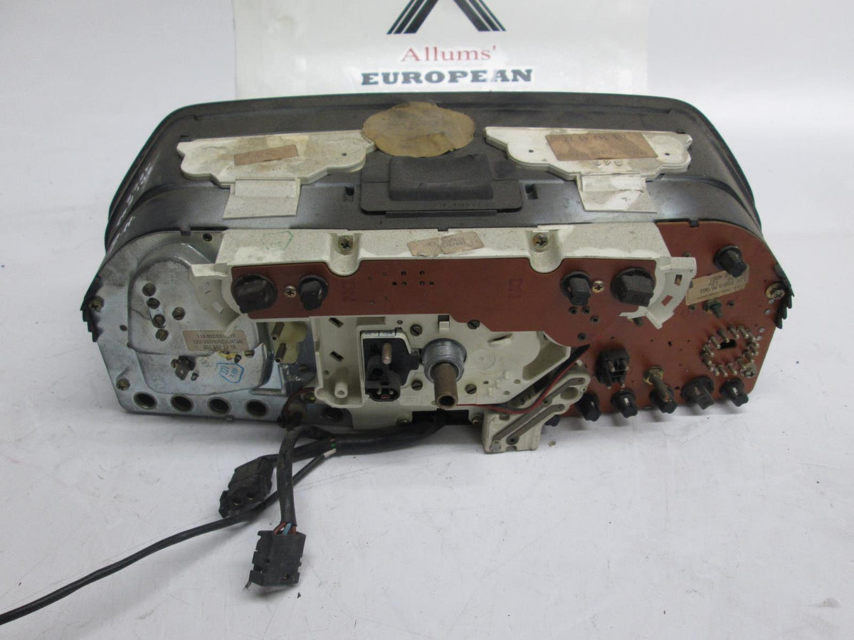 Mercedes W201 190e instrument cluster 2015424522 – Allums Imports