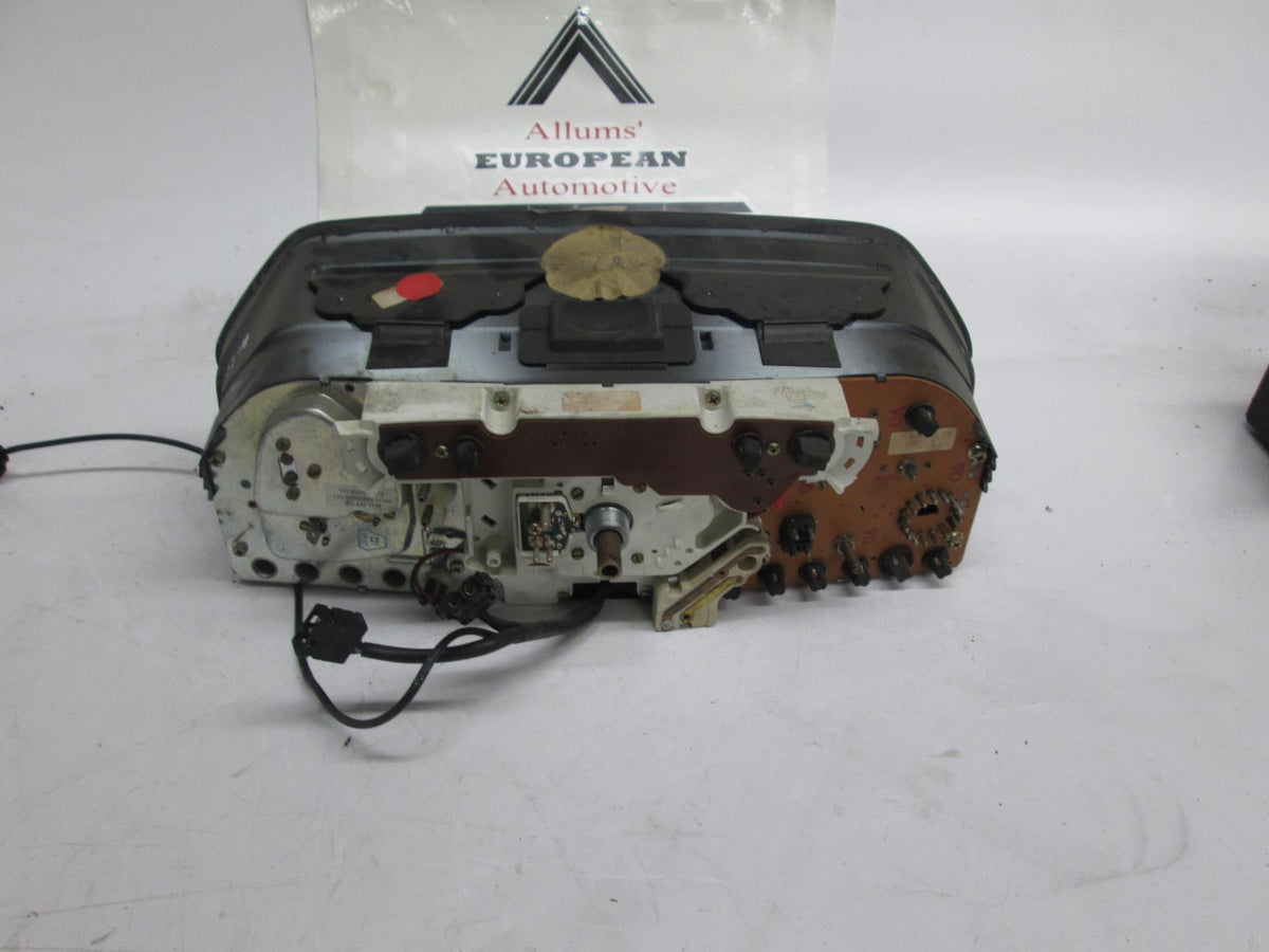 Mercedes W201 190e instrument cluster 2015424166 – Allums Imports