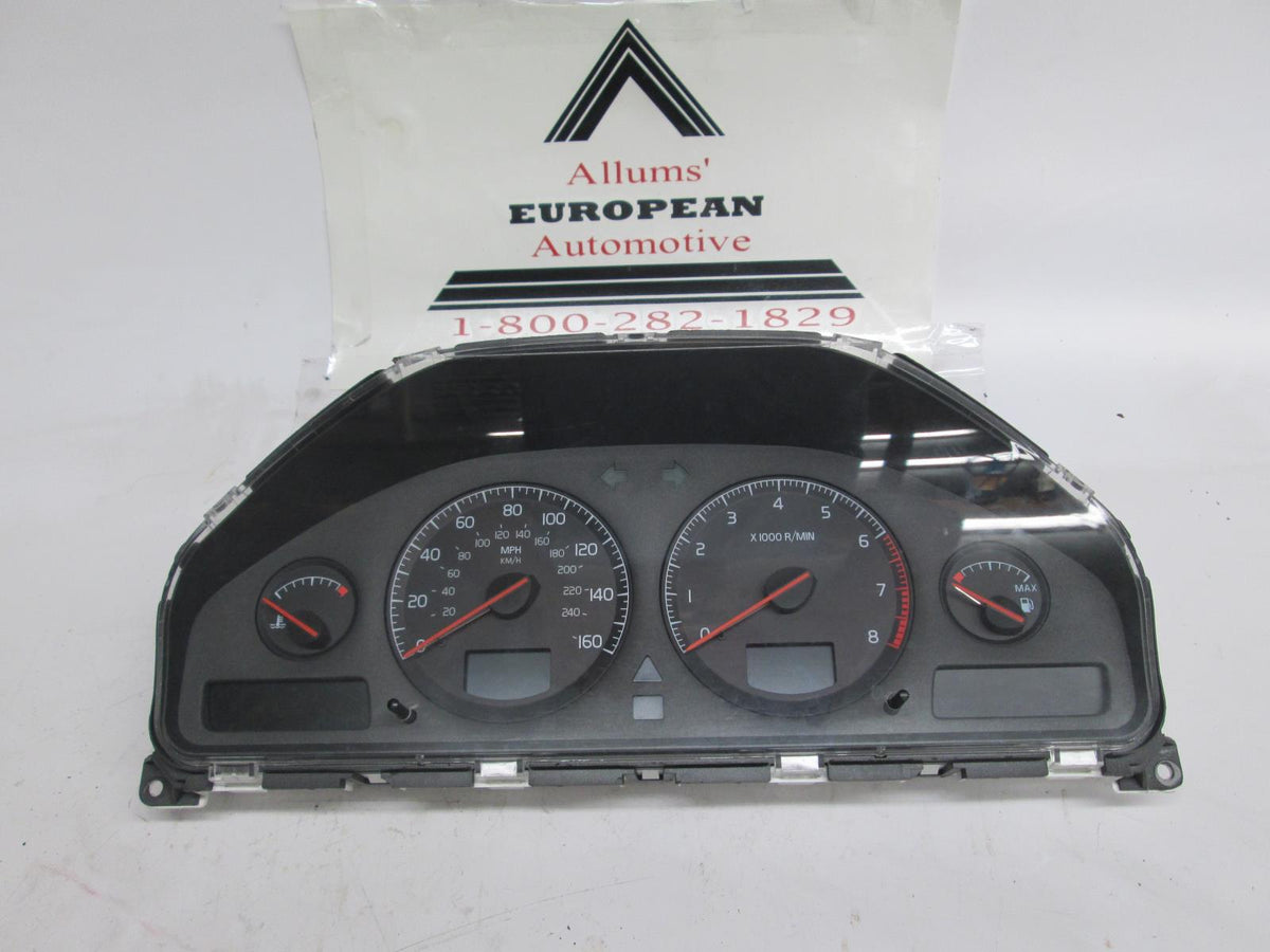 Volvo S60 S80 XC70 XC90 instrument cluster 8637995 #06 – Allums Imports