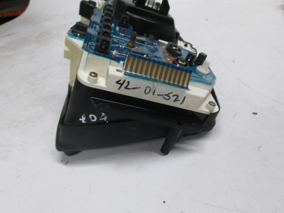 SAAB 900 Classic instrument cluster 4204521 #04 – Allums Imports