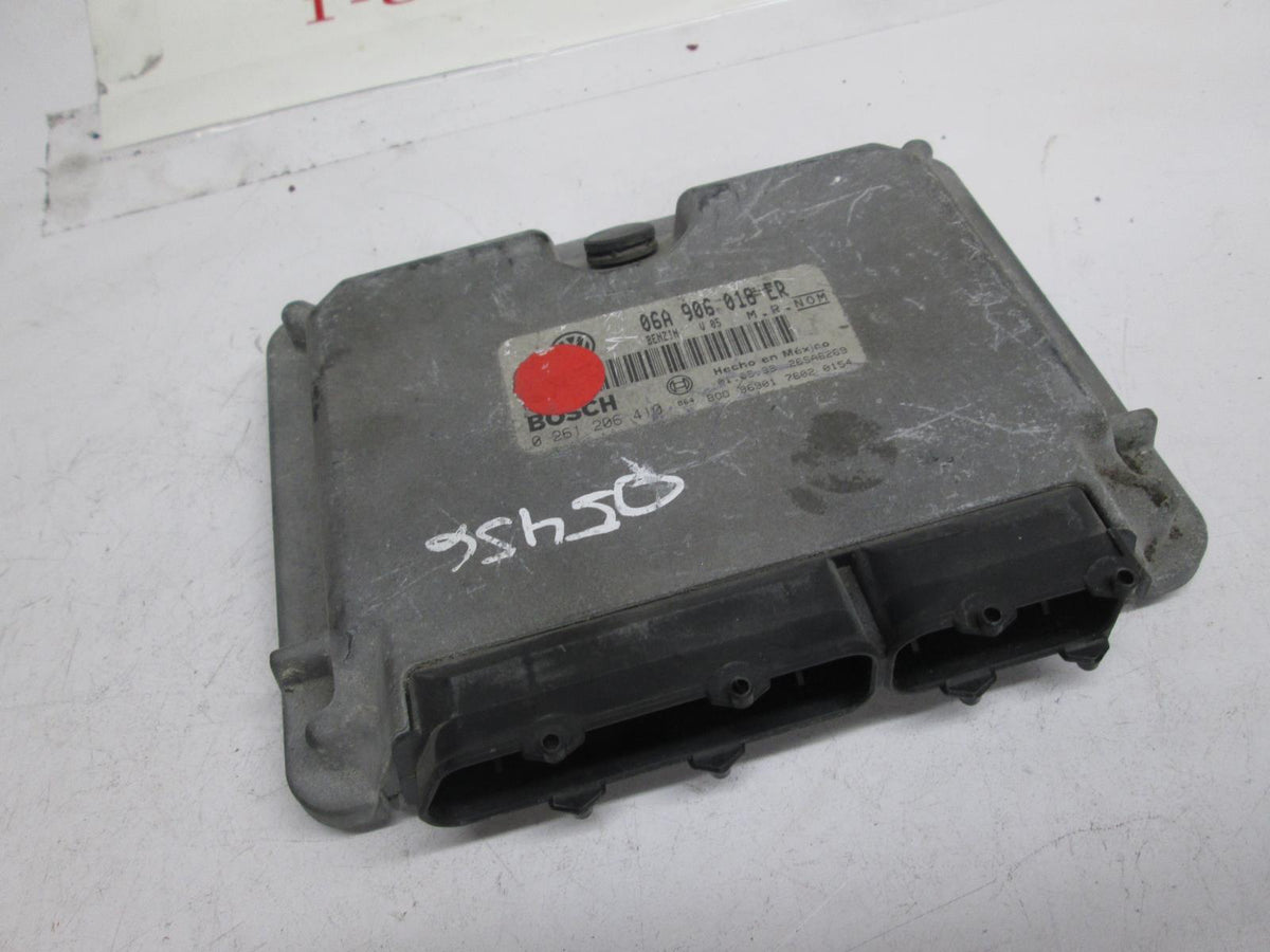 Volkswagen ECU ECM engine control module 0261206410 06A906018ER ...