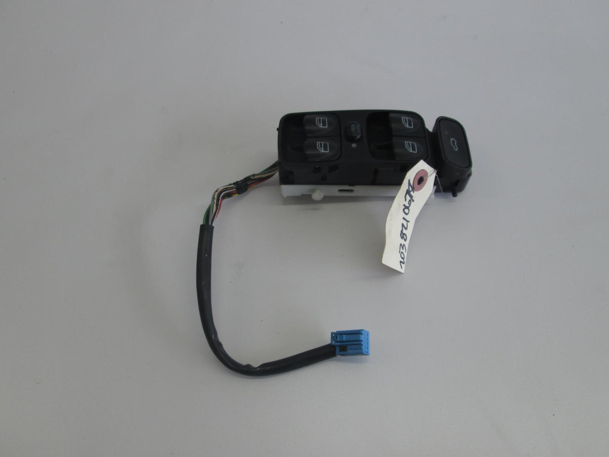 Mercedes W203 master window switch 2038210679 – Allums Imports