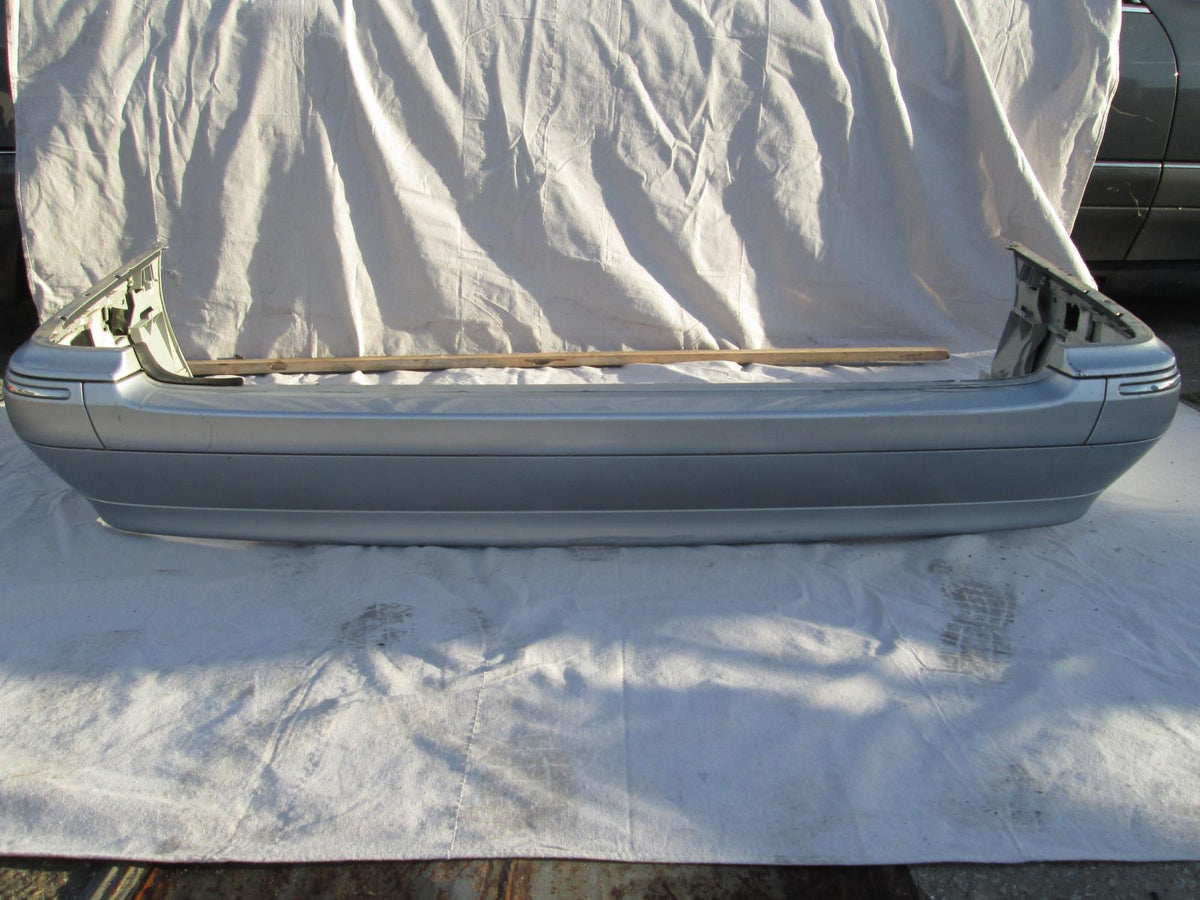 Mercedes W210 wagon 00-03 rear bumper cover – Allums Imports