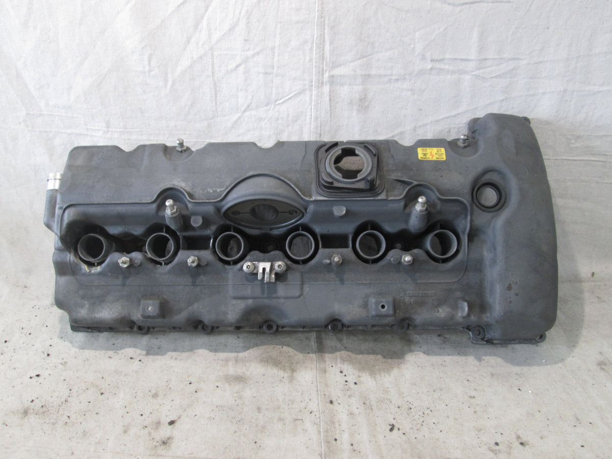 BMW N52 E90 E85 E91 E92 E87 E81 Valve Cover 7548275 (USED) – Allums Imports