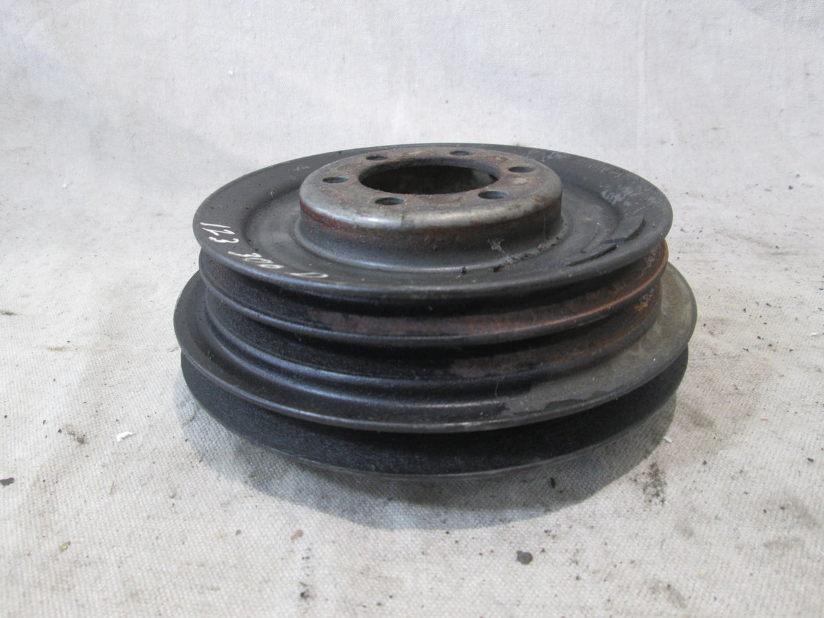 Mercedes W123 OM617 crank shaft pulley 6170350612 – Allums Imports