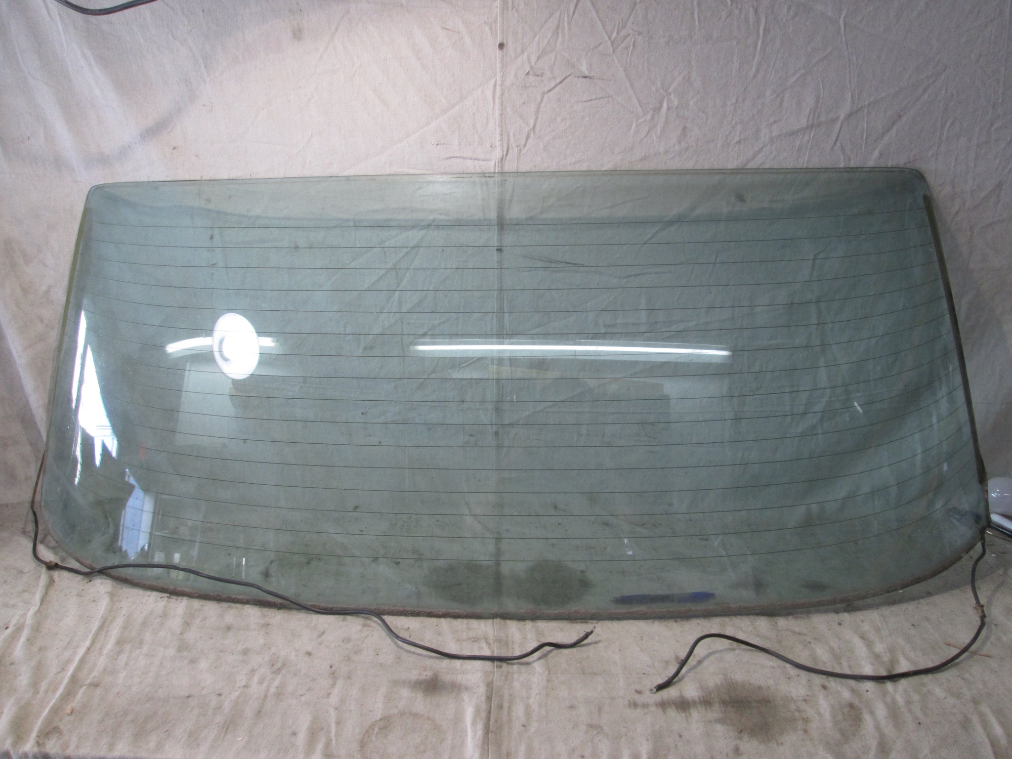 Mercedes W114 W115 sedan rear back glass windshield – Allums Imports