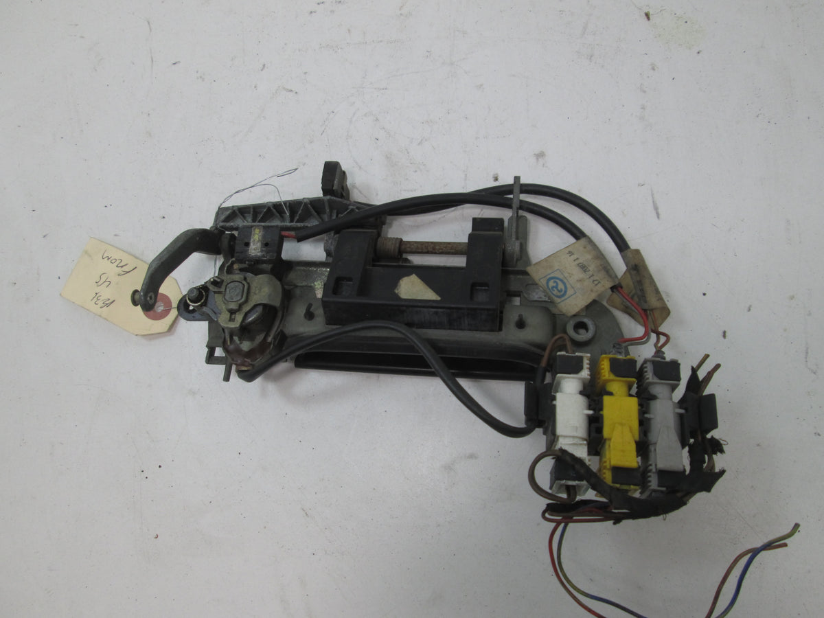 BMW E36 325i 328i 323i left front outer door handle 92-95 – Allums Imports