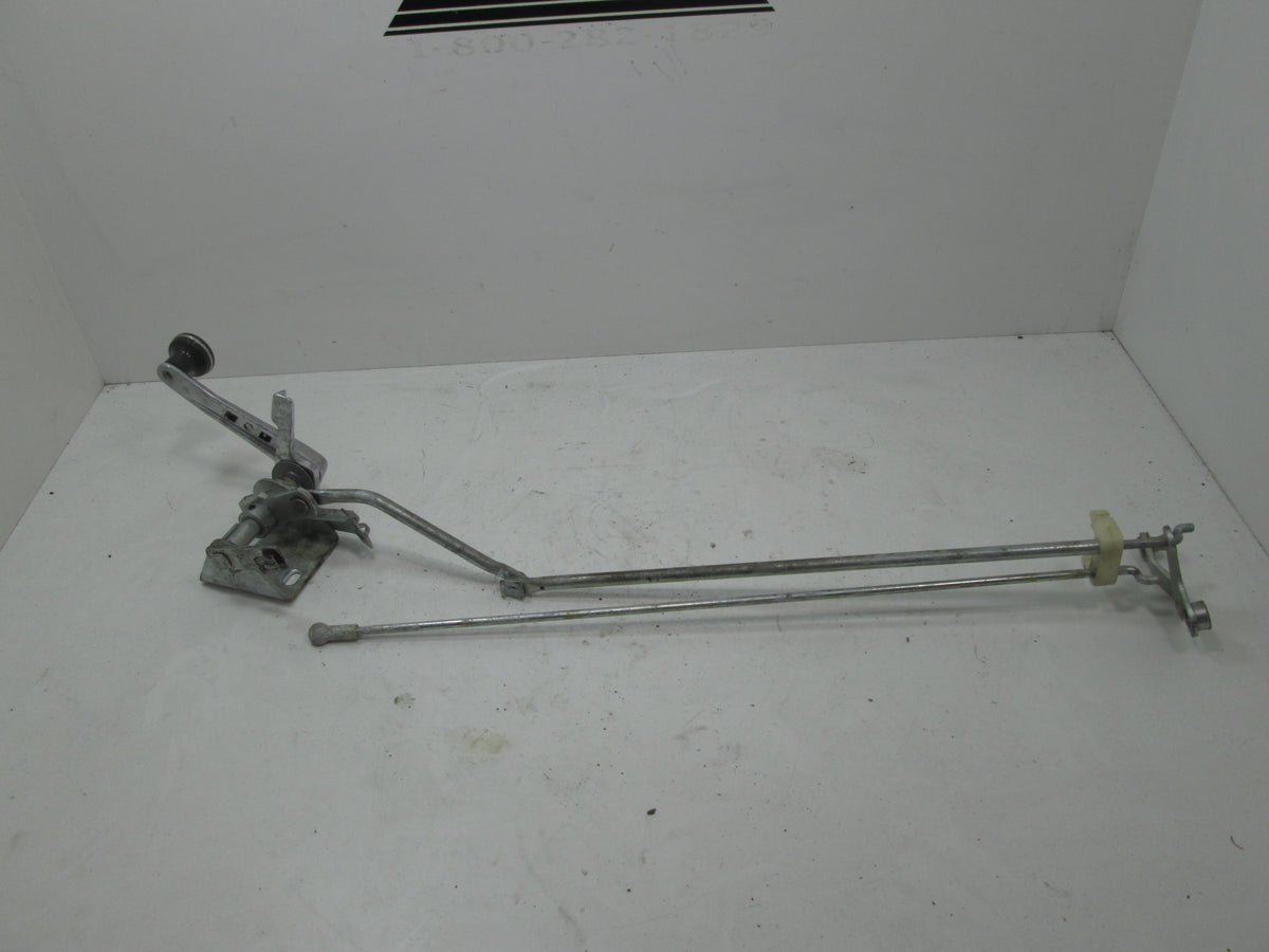 Mercedes W107 R107 top Lid release Latch Handle (USED) – Allums Imports