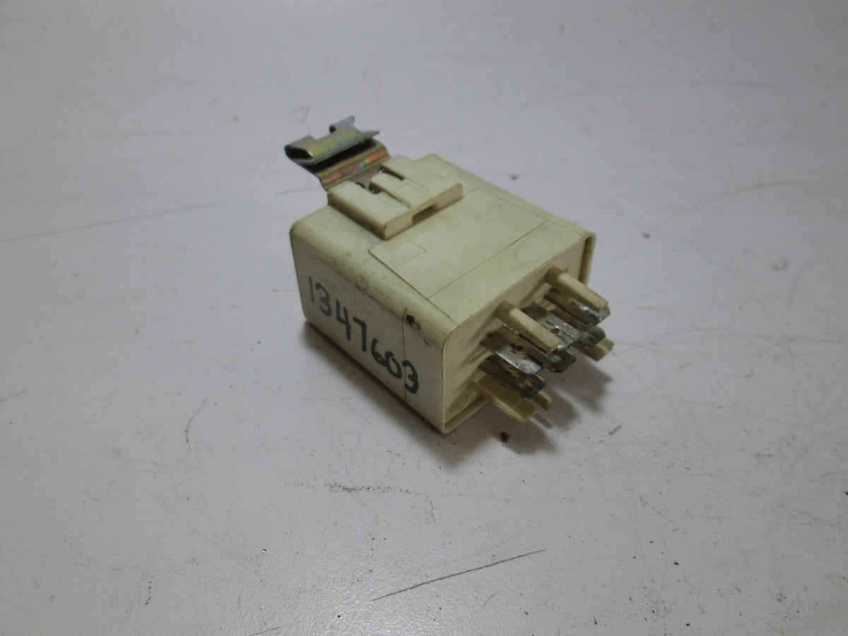 Volvo 240 relay 1347603 – Allums Imports