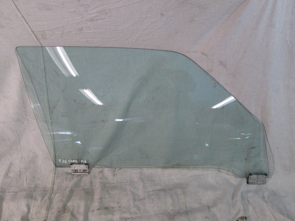 BMW E30 325i 318i early coupe right front window glass – Allums Imports