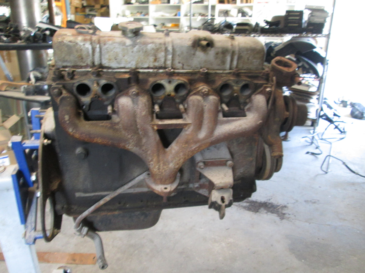 Triumph TR6 engine long block – Allums Imports