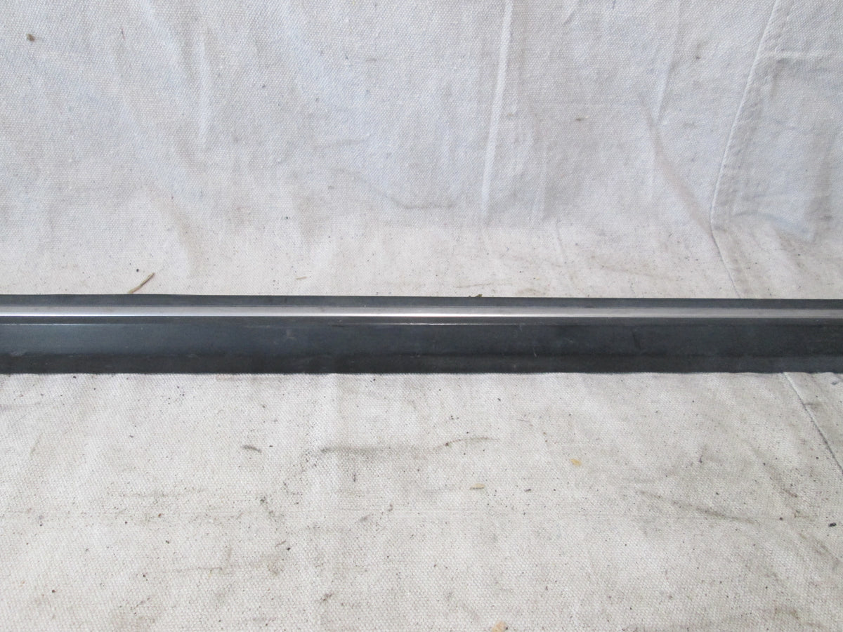 BMW E30 325 318i 325e early style left side door trim molding #2 ...