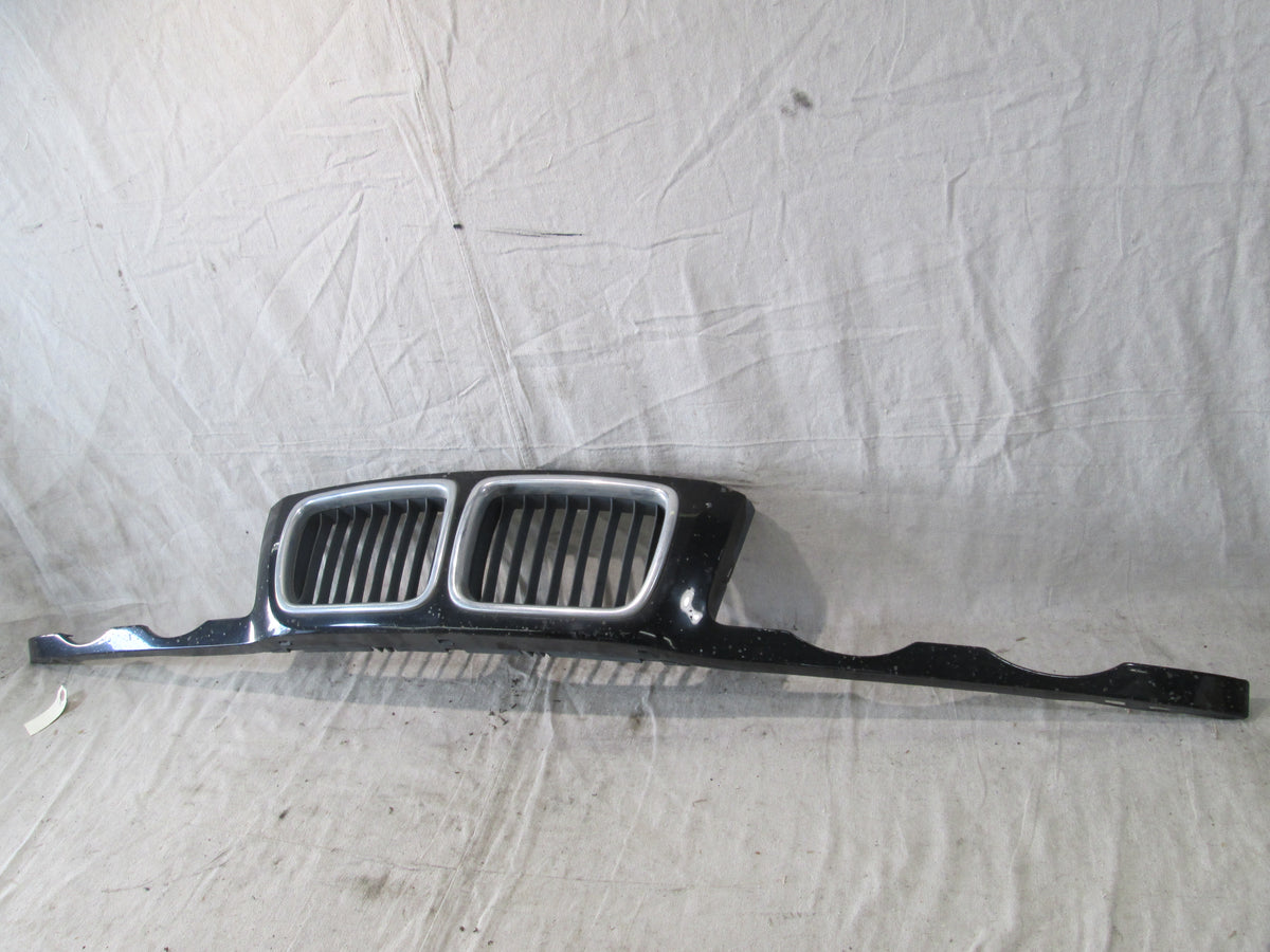 BMW E34 Front Panel w/Wide Center Kidney Grille (USED) – Allums Imports
