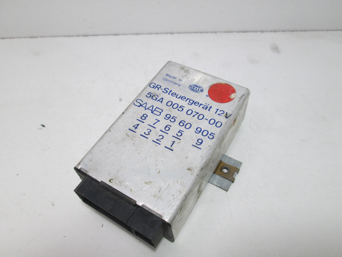 SAAB 900 cruise control module 9560905 (USED) – Allums Imports