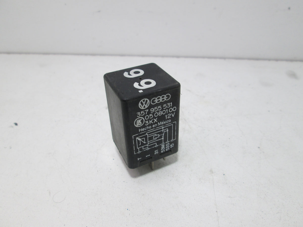 Volkswagen Audi relay 357955531 (USED) – Allums Imports