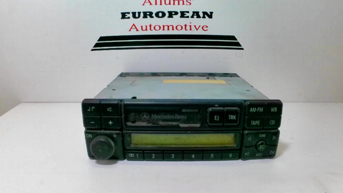 Mercedes W140 W210 factory radio 0038205986 – Allums Imports