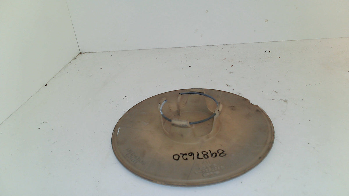 Vintage Saab Plastic Center Cap 8987620 (USED) – Allums Imports