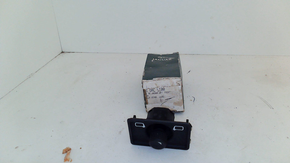 Jaguar XJS 92-96 Mirror Switch DAC5100 (NEW) – Allums Imports