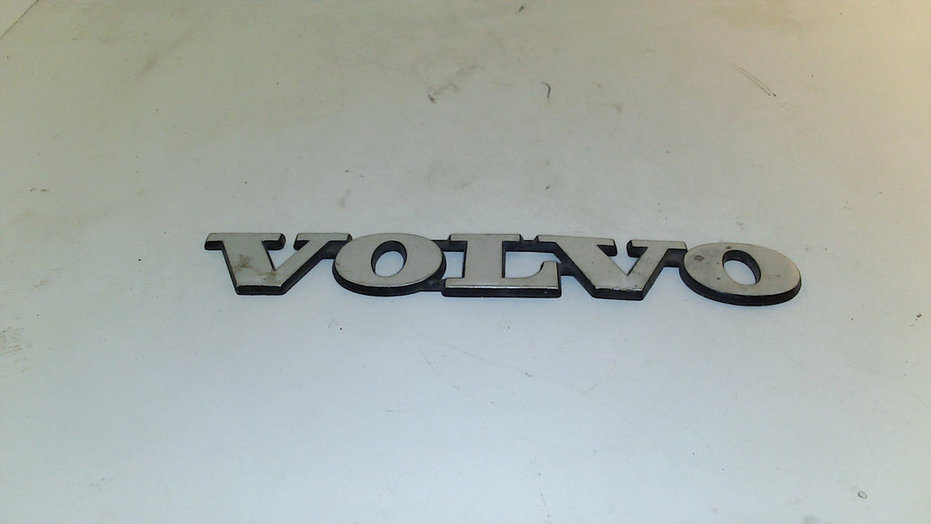 Volvo Trunk Emblem 225mm (USED) – Allums Imports