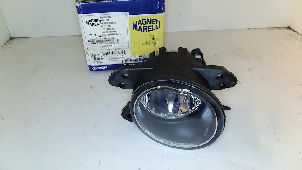 Mercedes Left Front Fog Light 2518200756 Magneti (NEW) – Allums Imports