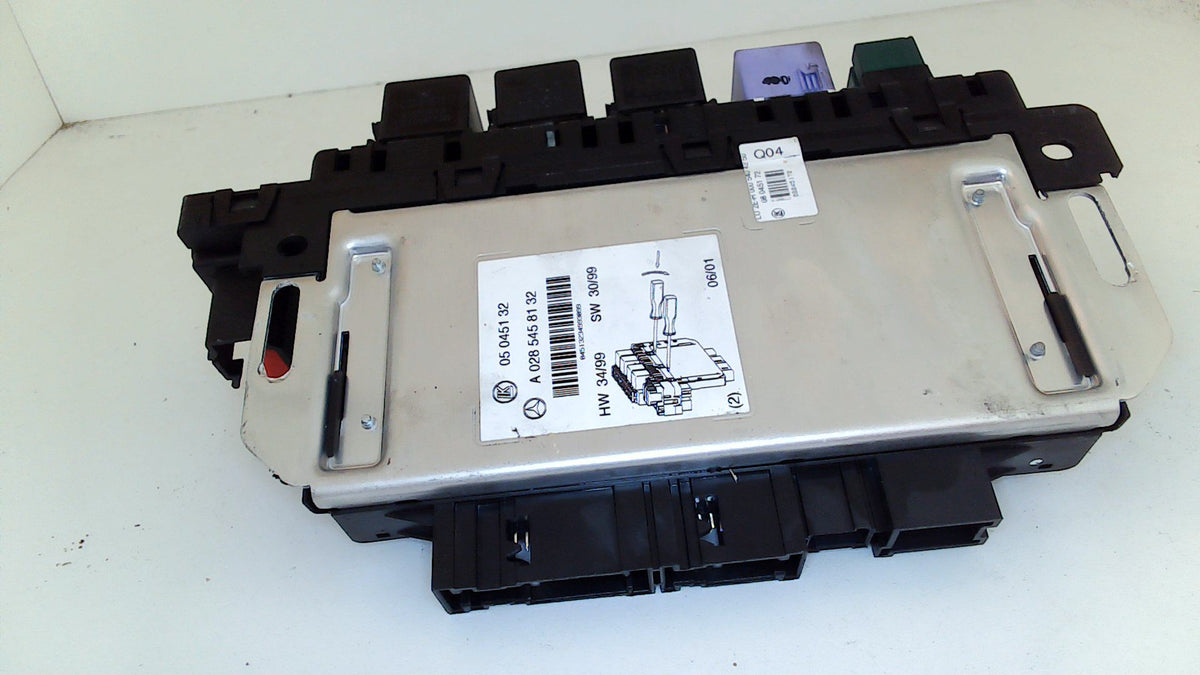 Mercedes Front SAM Signal Acquisition Control Module 0285458132 (USED ...